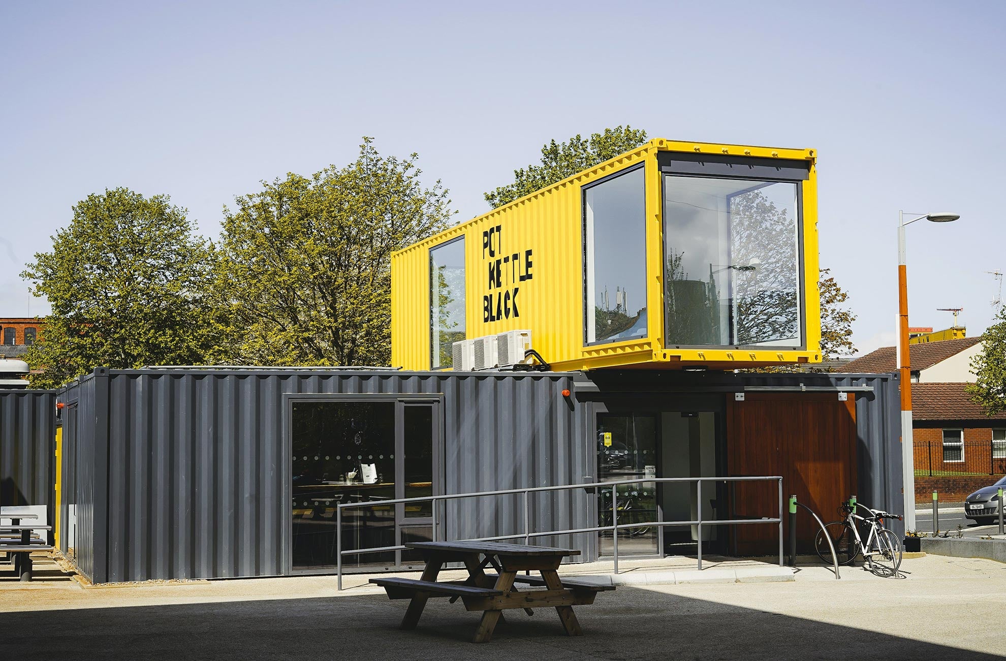 Shipping Container: Pop-Up Shops - Trendy and Cost-Effective Business ...